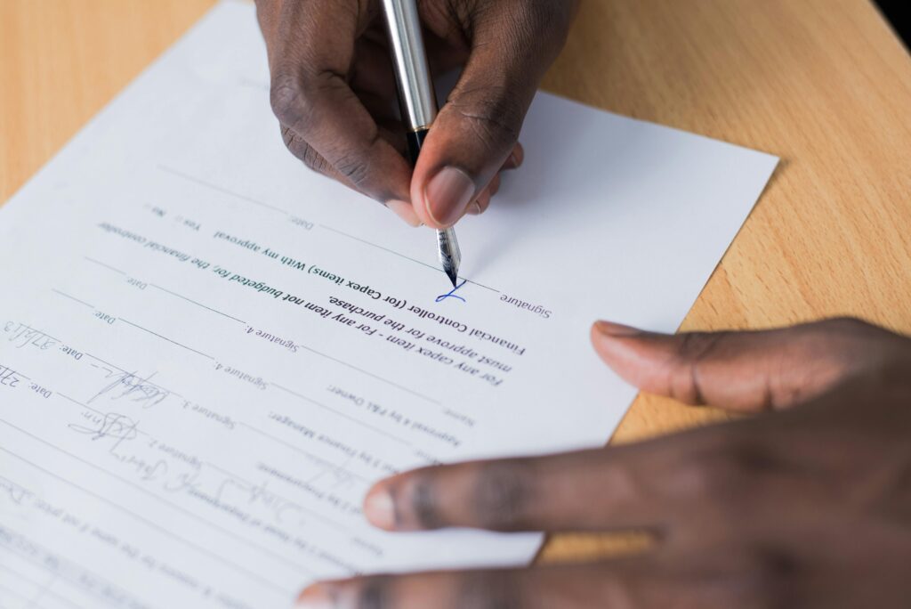 The Importance of Clear Employment Contracts – Mahi Law